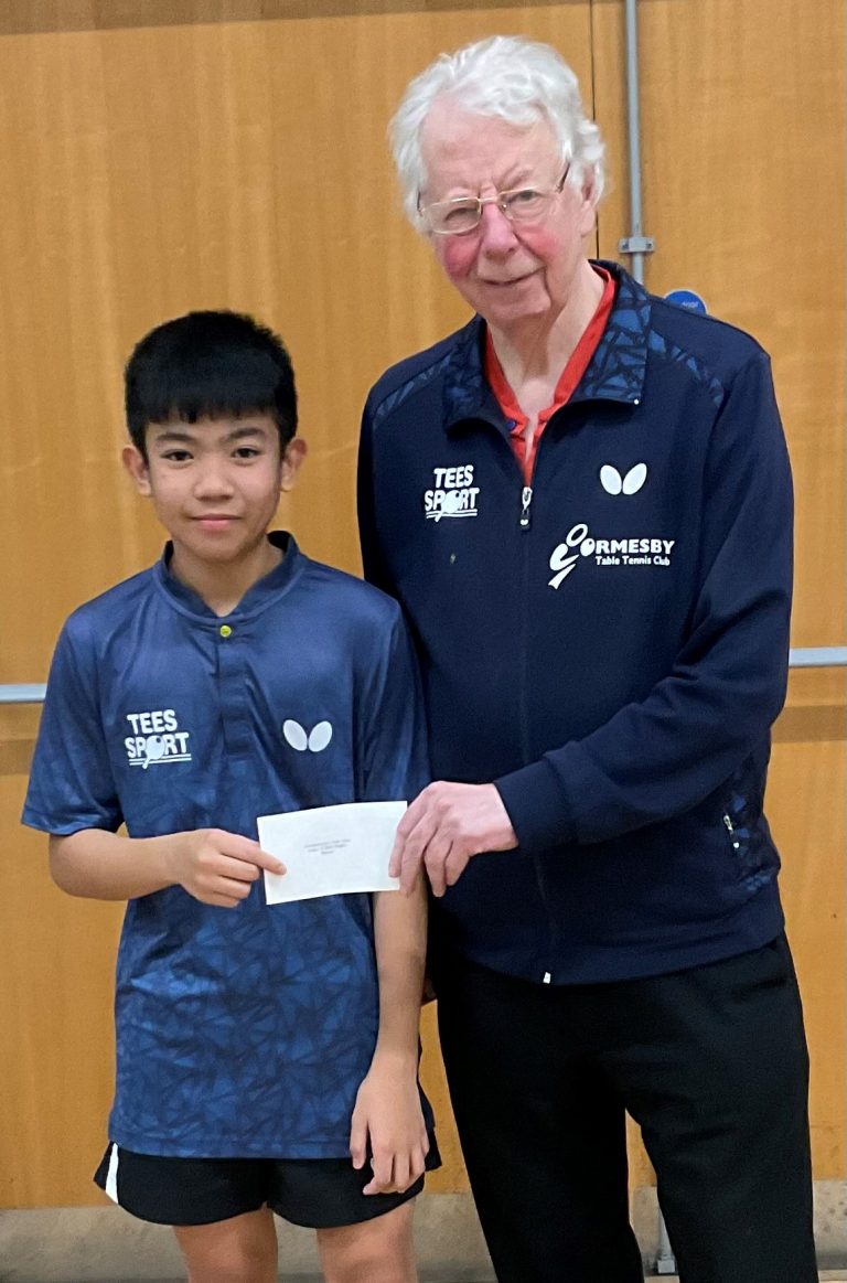 Trio celebrate double success at Cleveland 4* - Table Tennis England