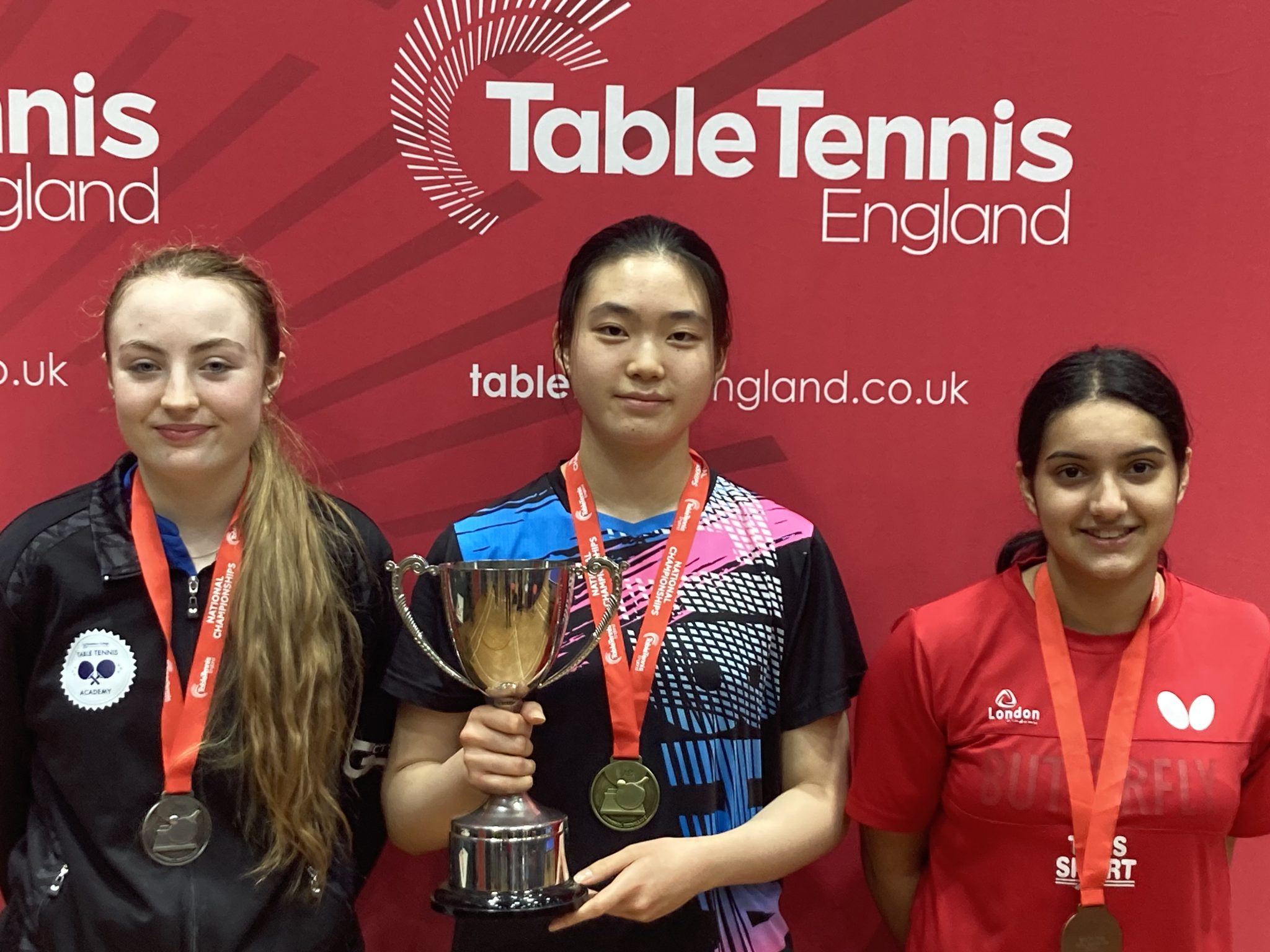 Green and Yu take top honours at Junior National Cup - Table Tennis England