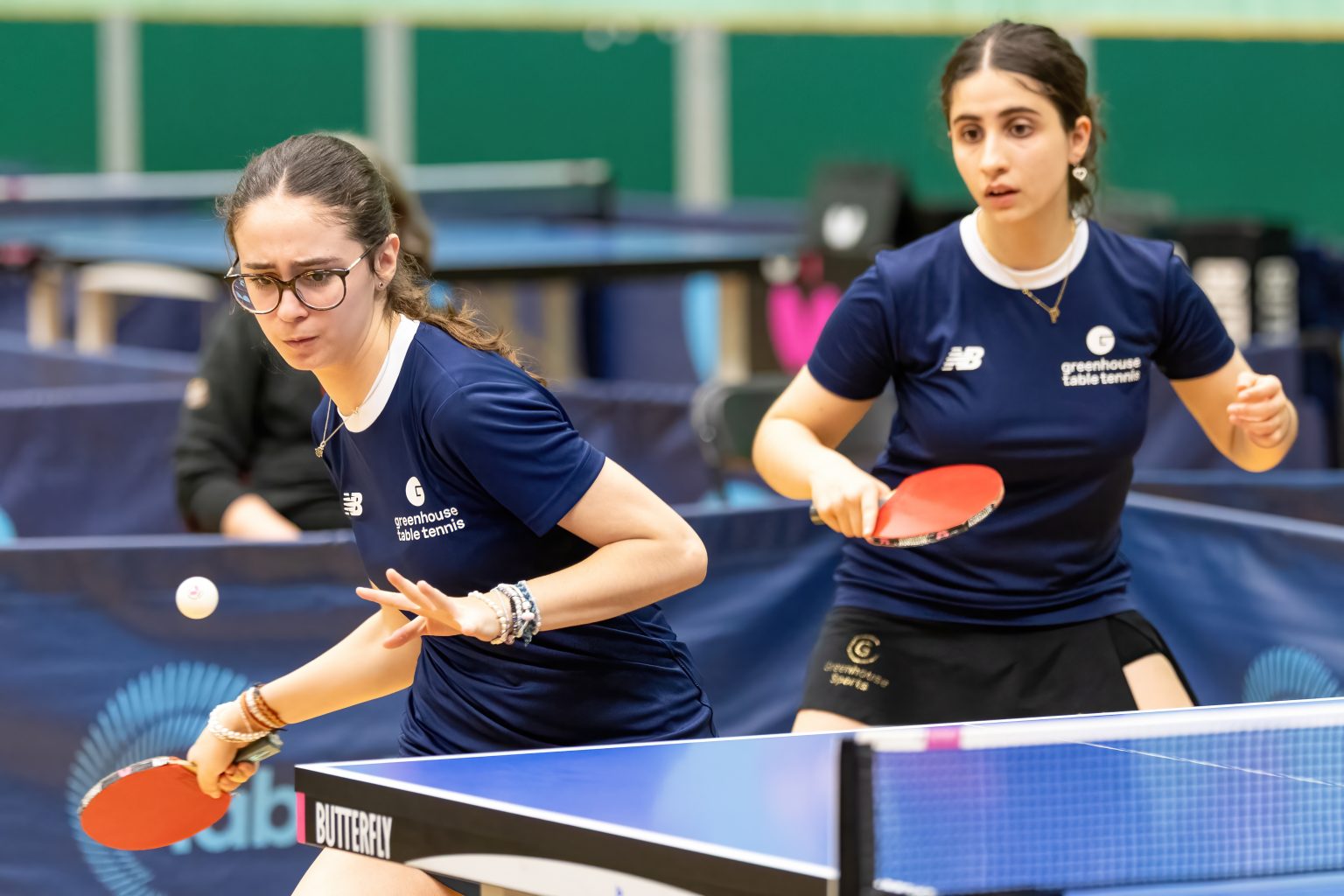 Pashley & Shute make successful case for defence - Table Tennis England