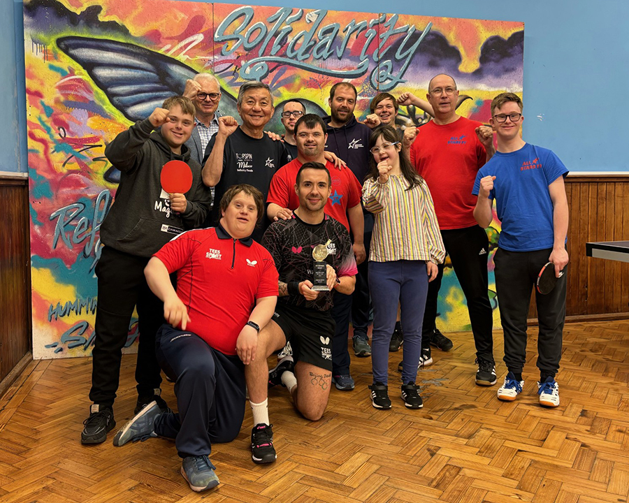 Nick hands award to Will Bayley during “inspiring” Brighton visit ...